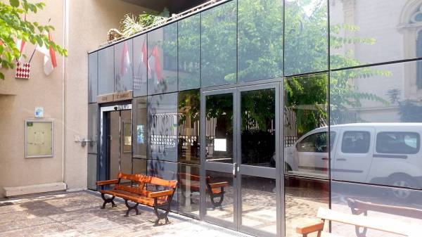 Education in Monaco: Monaco High Schools and Colleagues