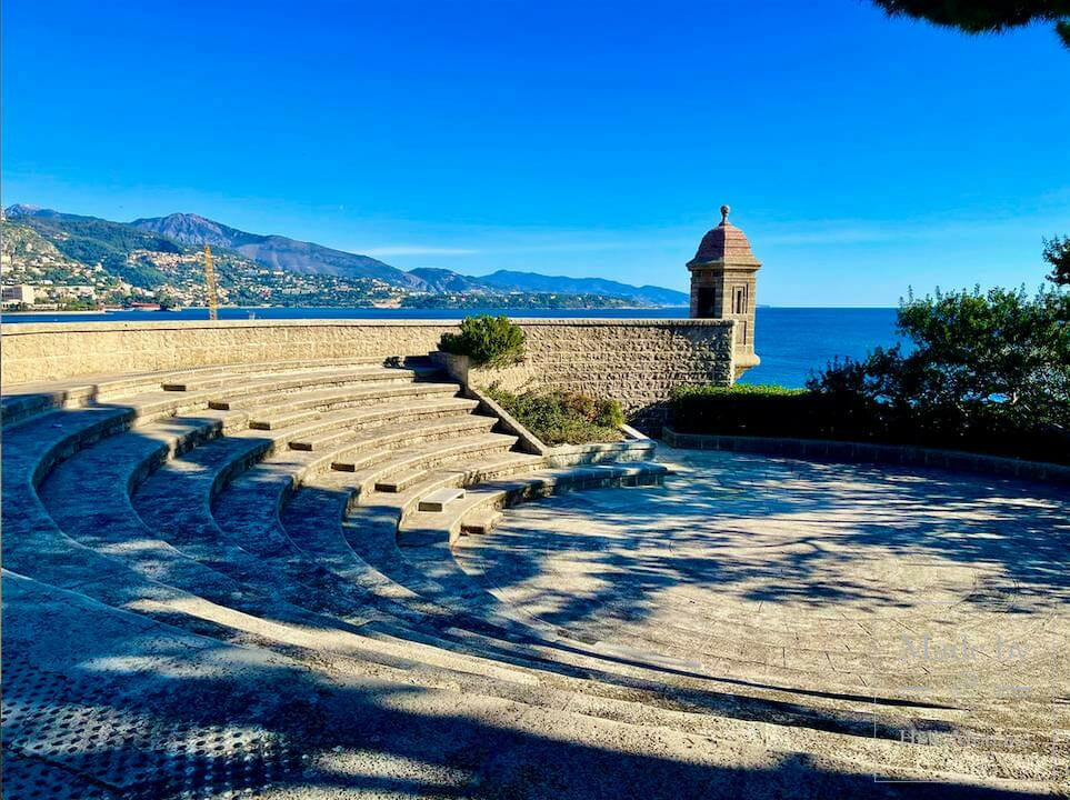 Fort Antoine Theatre: Le Beau Monde